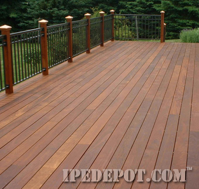 Ipe Depot comparison of Ipe Decking boards to other deck materials.